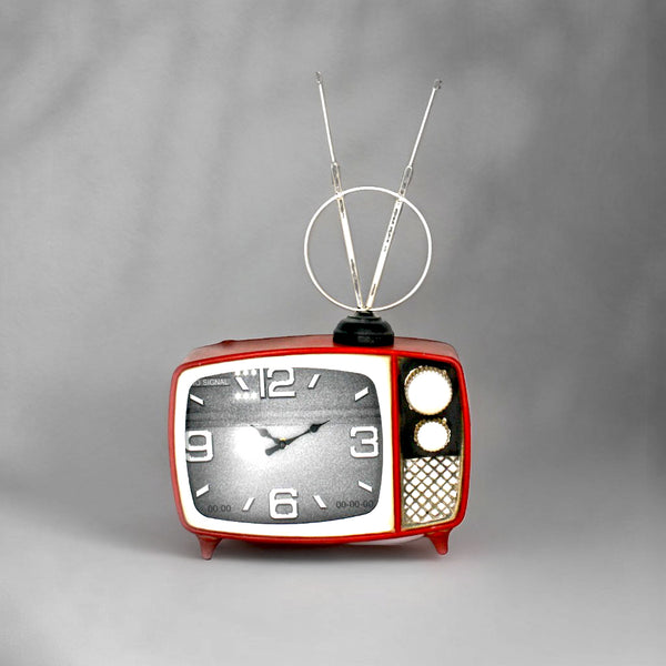 Retro TV Clock – NZ Camera & Print
